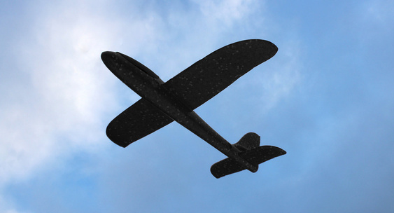 В результате атак беспилотников в Курской области повреждены дома ...