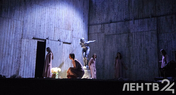 Театр на Васильевском привез в Кириши «Землю Эльзы» — подробности ...