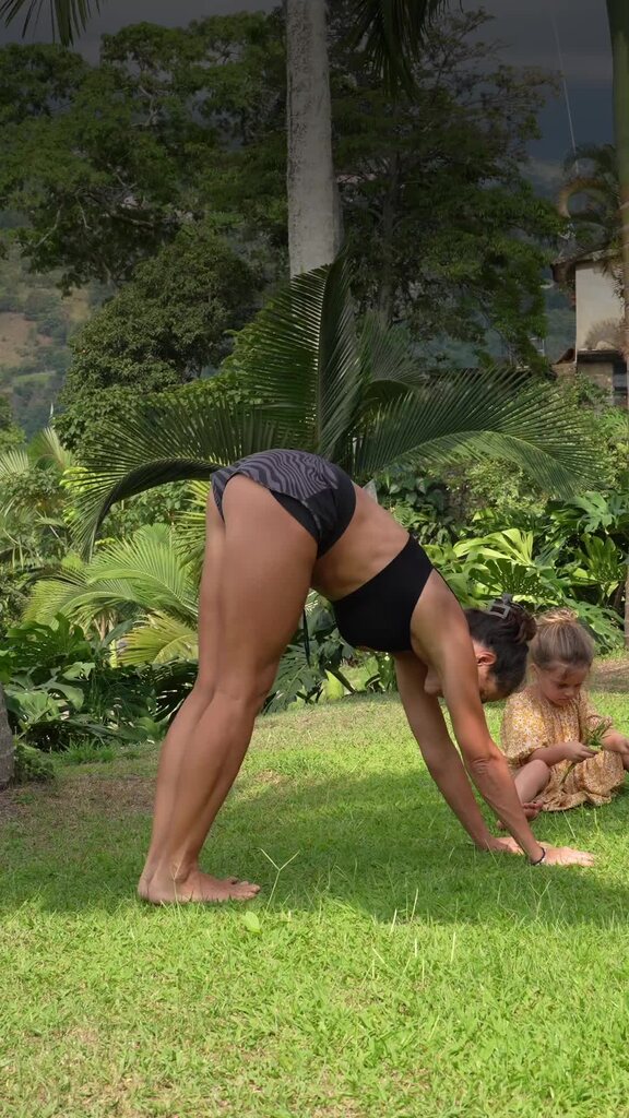 Masha Kinash | Упражнения для ЗДОРОВЫХ НОГ: Легко, быстро, эффективно 🚀 Присоединяйся к моему ...