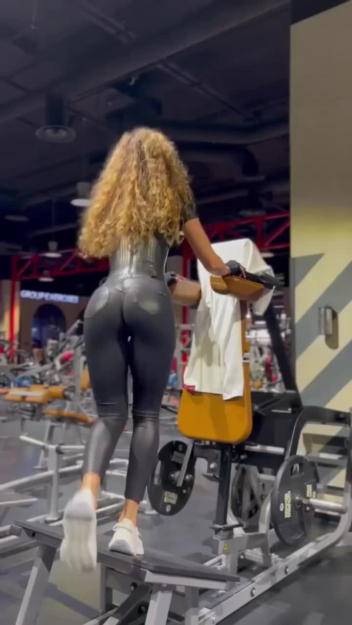 aina-var | Если в вашем зале есть такой тренажёр, то вам сильно повезло 🔥 Кстати, как он ...