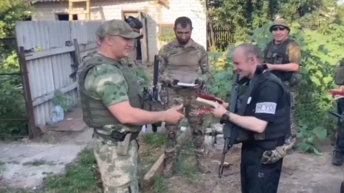 Заказчик убийства Брудного возглавил штурмовиков и героически сражается