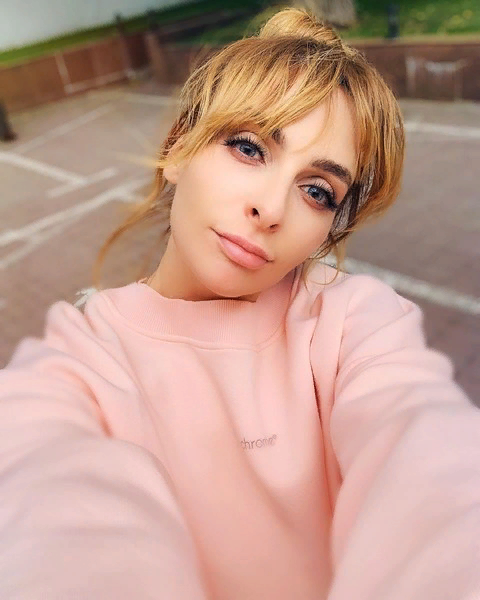 Екатерина Варнава пожаловалась на обслуживание Ru Tv Дзен