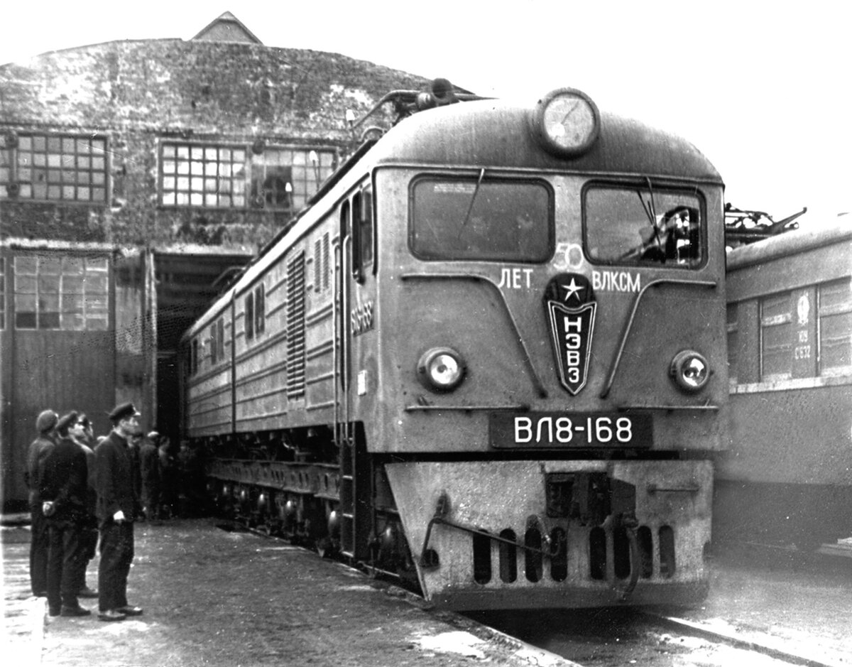 ВЛ8 — Герой своего времени! | Жизнь под стук колес | Дзен