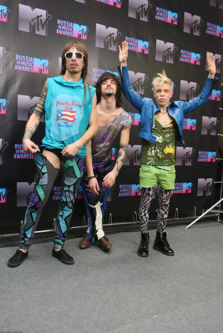 Было — стало: куда пропали и как сейчас выглядят дерзкие участники первого состава группы Quest ...