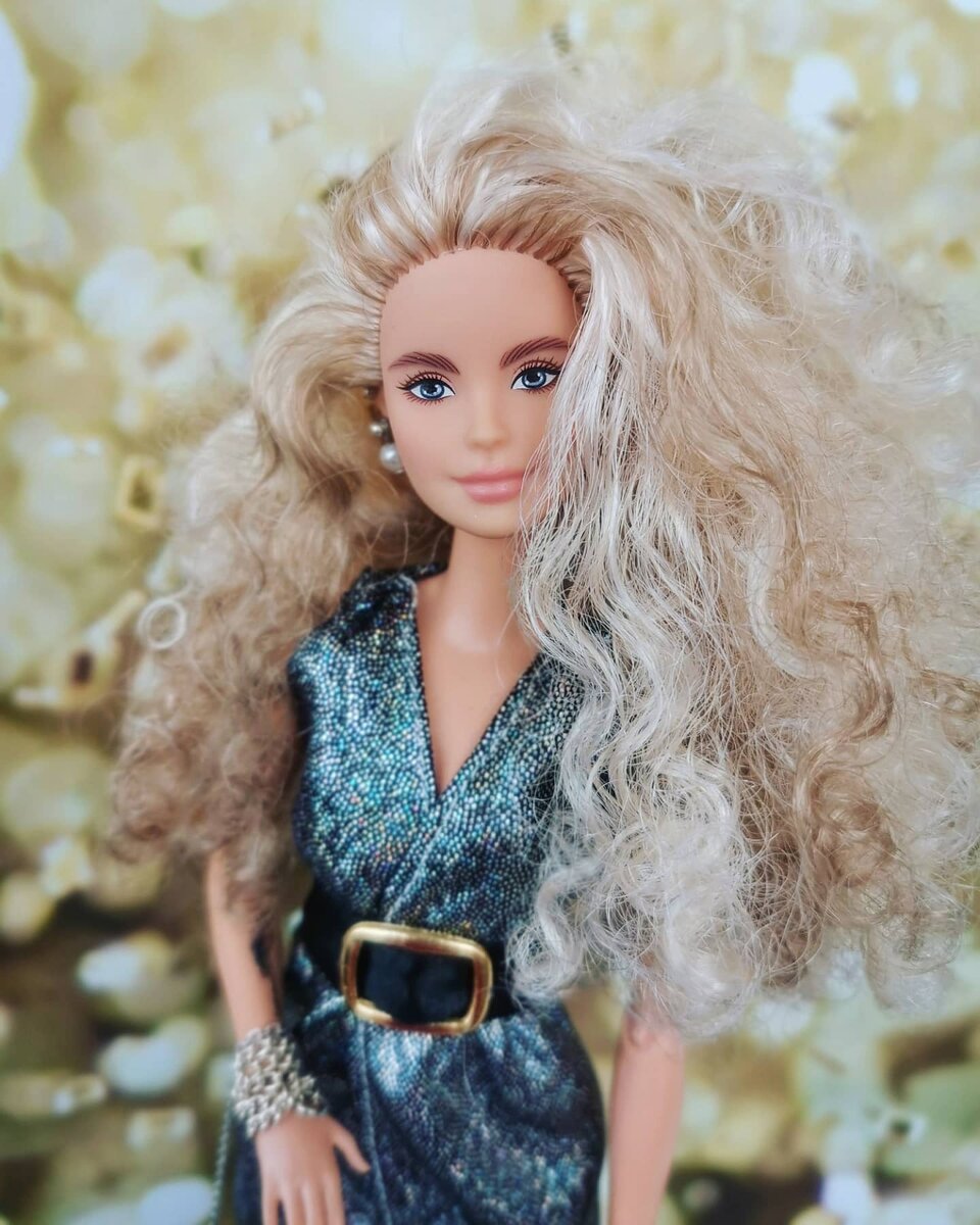 Моя Эммануэль, настоящая королева! Кукла Barbie BMR1959 | 🎀Мои куклы ...