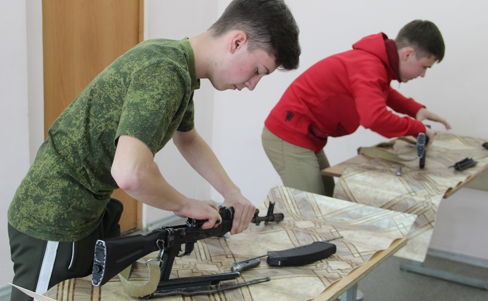 В ШКОЛЫ ВОЗВРАЩАЕТСЯ НАЧАЛЬНАЯ ВОЕННАЯ ПОДГОТОВКА | Информагентство ...