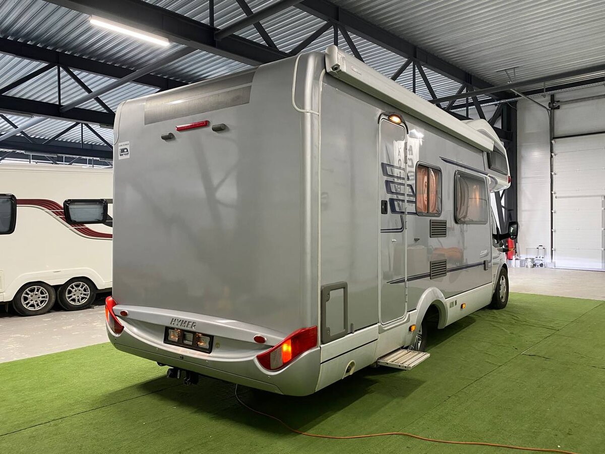 Автодом Ford Hymer Camp 682 CL | Кемперы, автодома, дома на колесах ...