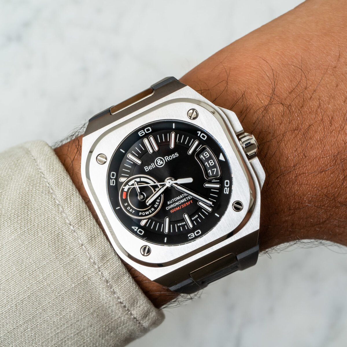 Bell & Ross выпустила брутальные часы в стиле спорт-шик. Как вам модели ...