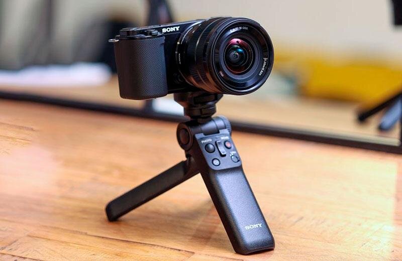 Обзор Sony ZV-E10: лучшая камера среднего уровня для видеоблога ...