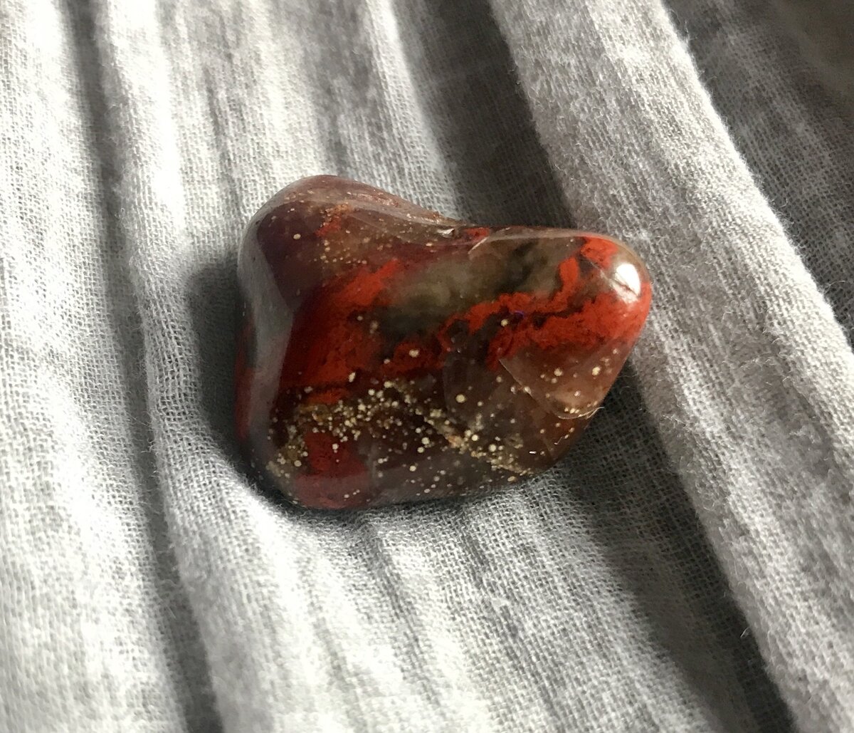 Брекчиевая яшма: камень-антистресс | Каменные истории | Дзен