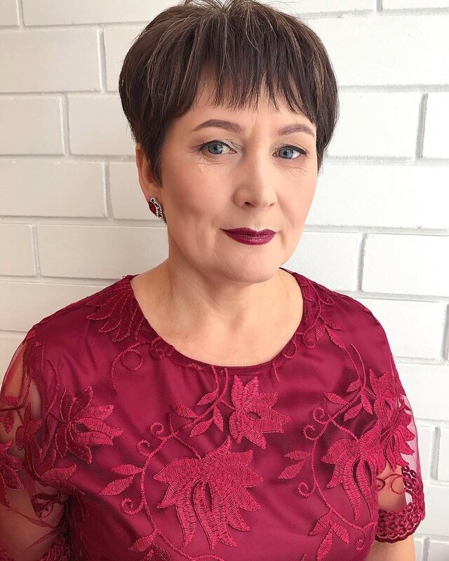 Как себя не состарить: ошибки женщин элегантного возраста в макияже, которые могут добавить ...