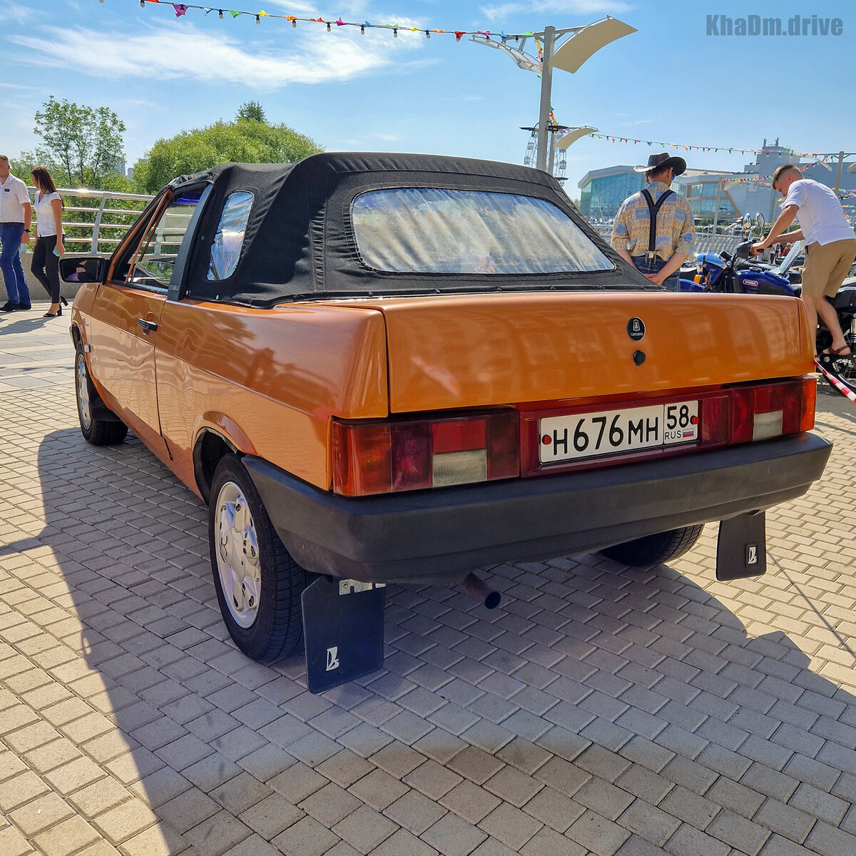 ИХ ВСЕГО 60 ШТУК! Встретил уникальную LADA Samara Cabrio. В чём её особенности? | KhaDm.drive | Дзен