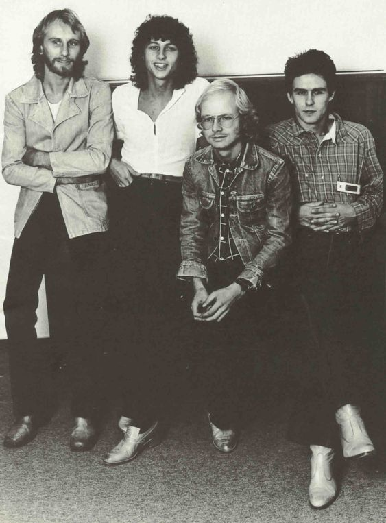 И снова пара альбомов Wishbone Ash 1978-80: классик-рокеры приглашают ...