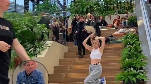 Diana Belitskay | who were you looking at? 😂💃🏼 | Дзен