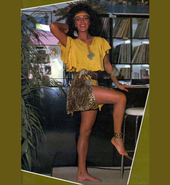 Mandy Ligios и «Moon Ray» с популярной песней "Команчеро" | музыкальный ...