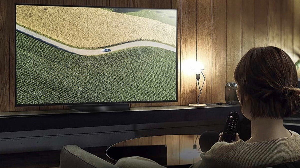 OLED против LED: какой вид телевизионного дисплея лучше? | MoBiGeek | Дзен