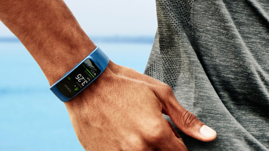 Как правильно носить фитнес браслет на руке | Info-SmartWatch.ru | Дзен