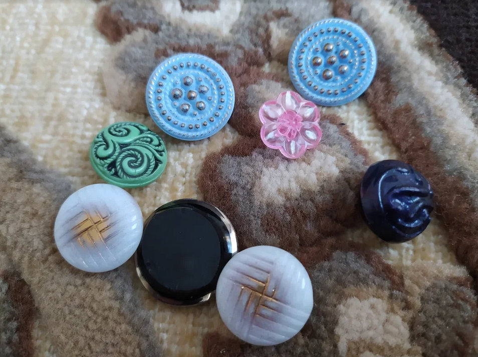Почему на советские "винтажные" пуговицы сегодня высокие цены ...