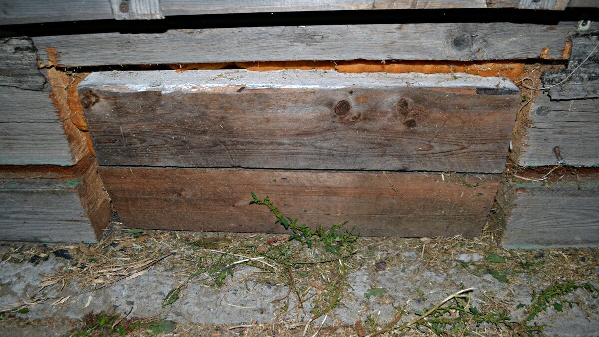 Где ни в коем случае нельзя использовать монтажную пену подсказал ...