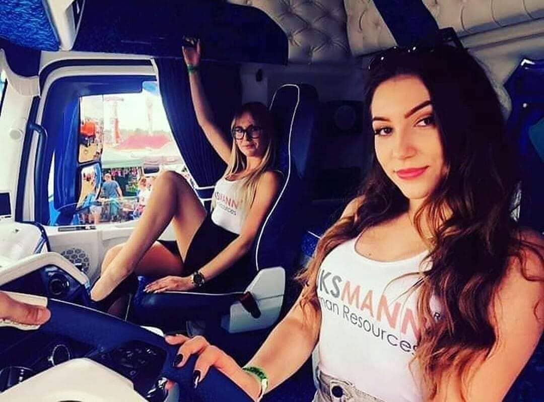 10 идеальных фотографий девушек рядом с грузовиками | Все о грузовиках – Trucksplanet | Дзен