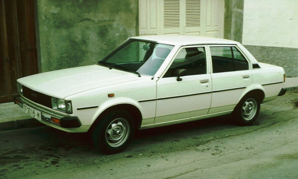 12 Поколений Toyota Corolla | PROавто | Дзен
