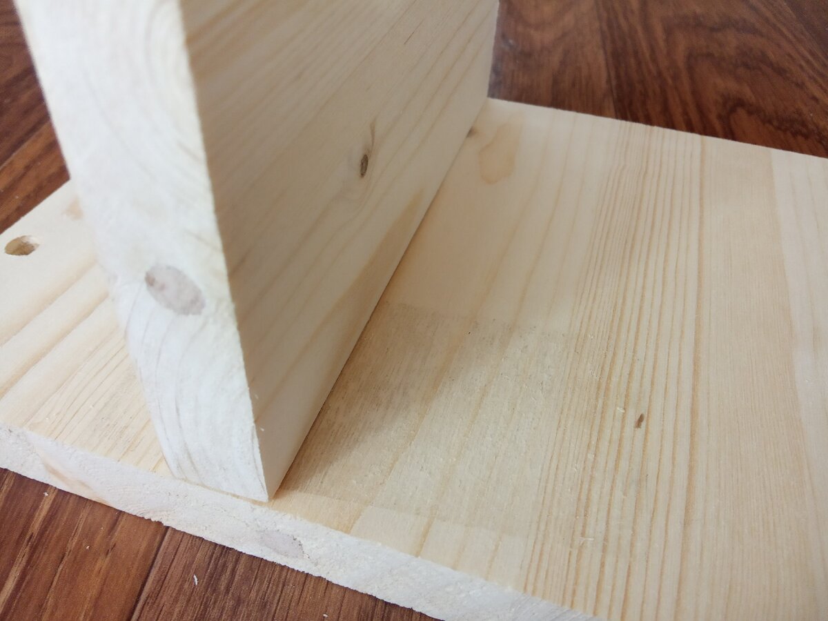 Отверстие под шкант. Приспособление для сверления | СДЕЛАЙ МЕБЕЛЬ САМ ...