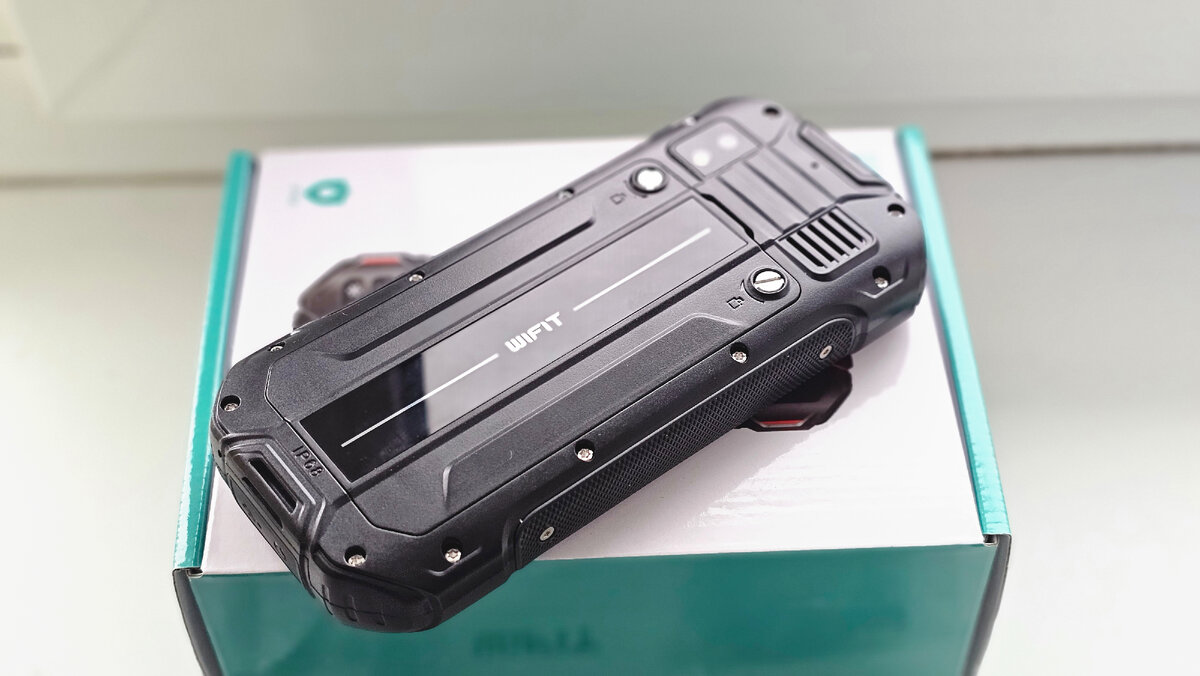 WIFIT Wirug F1: новый защищенный кнопочный телефон с Type-C | KMreview ...