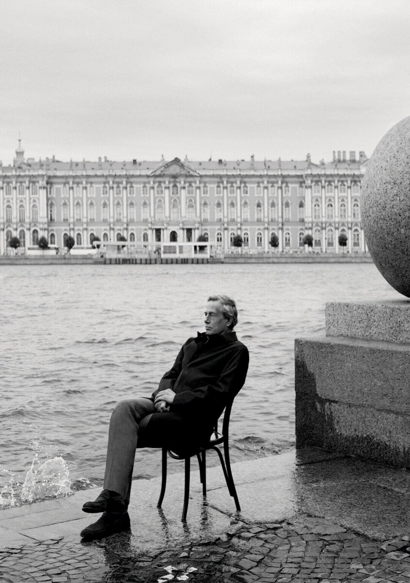 Безмолвная музыка поющих текстов Аркадия Ипполитова | Арт КомодЪ | Дзен