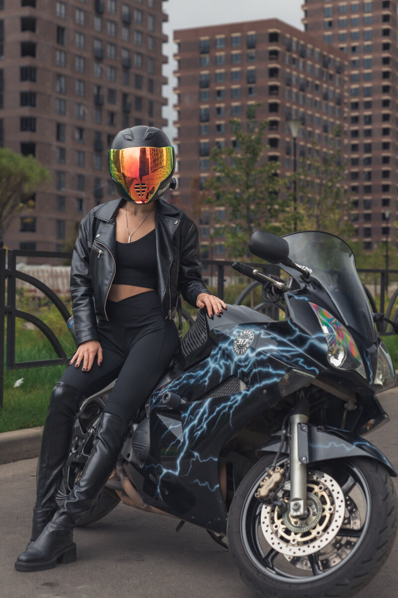 Анастасия, Антон и их Honda VFR 800. Моя фоторабота | SvarogovMSK Фотограф | Дзен