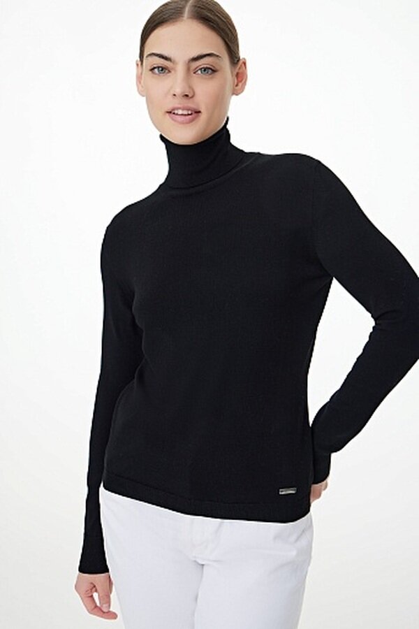 В чем секрет черной водолазки? | MEZZATORRE | Дзен