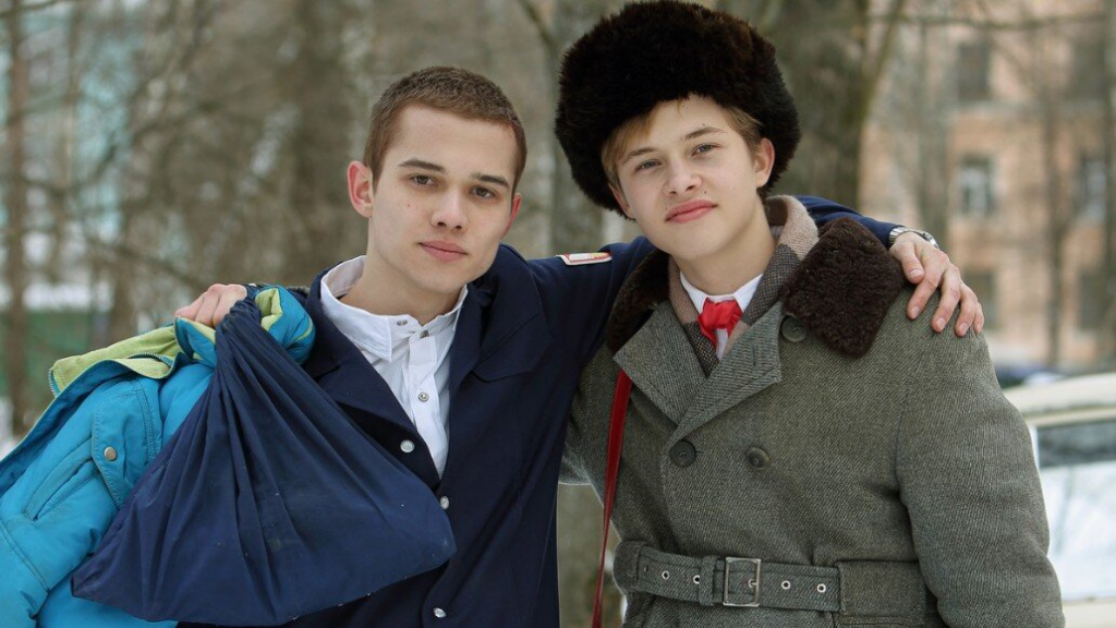 Леон Кемстач путь к роли «Пальто в сериале «Слово пацана и история