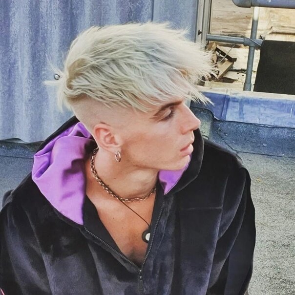 1. Рен Гилл (Ren Gill) - исполнитель, переигравший судьбу | Желтая ...