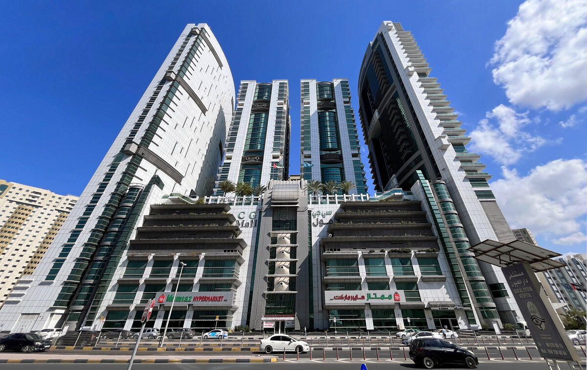 Four Points Sheraton Sharjah 5*: обзор отеля в Шардже, ОАЭ