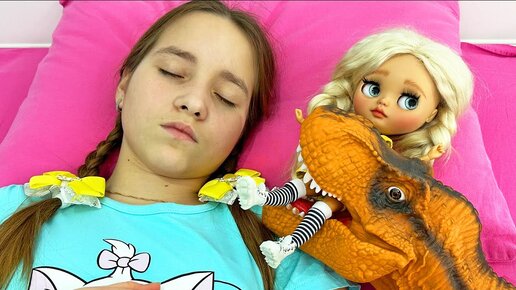 София ищет пропавшие игрушки в парке развлечений | Funny Sofia Show | Дзен