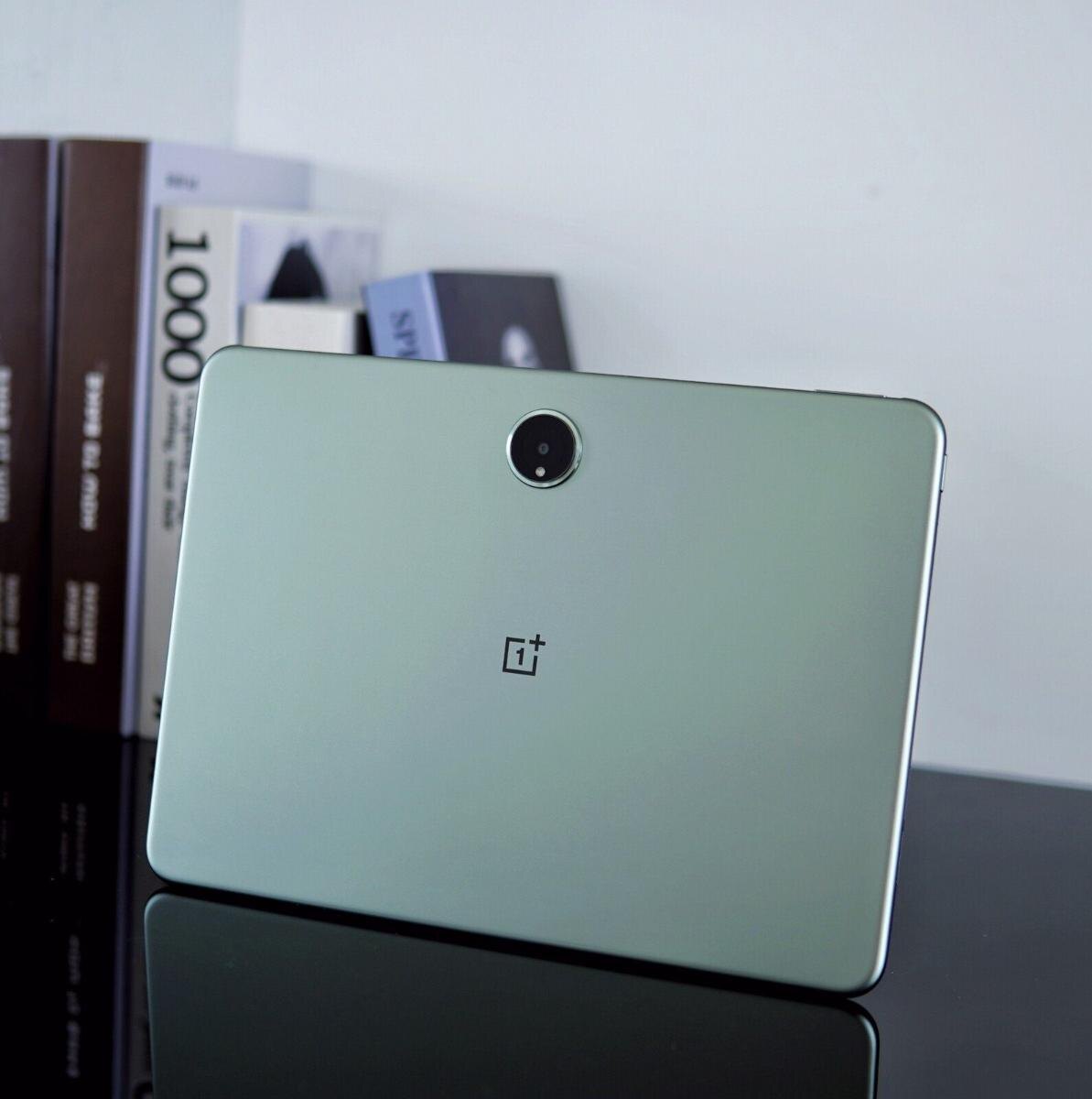 Первые реальные фотографии планшета Oneplus Pad Pro появились в сети