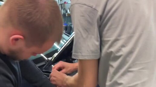 Говорит и показывает Plenza.ru | У нас интересная работа) каждый демонтаж этот как рулетка. | Дзен