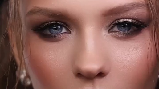 KLEPACH.PRO | Повторяем сияющмй образ с косметикой KLEPACH PRO Тинт №20 https://clck.yandex.ru ...