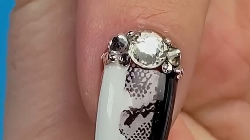 Imen nails | Дизайн с вечной змеёй🐍 #imennails #imen #imenka | Дзен