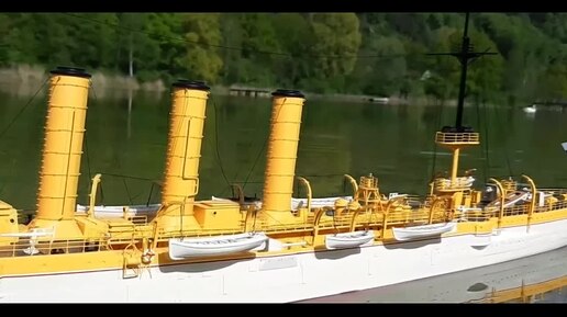 RC модель Graupner Premium Line малый крейсер Императорского флота S.M ...