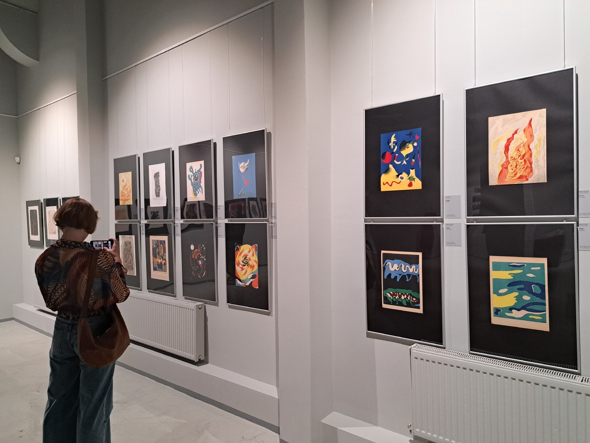 В Bashmakov Gallery открылась выставочная трилогия о «Парижской школе ...