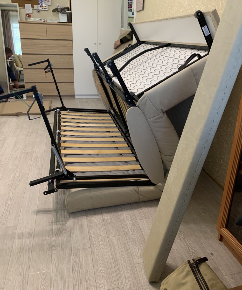 Решили избавиться от старого дивана Hoff и взяли в Moon Trade: показываю до и после. Честный ...