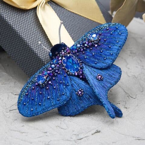 Удивительные украшения, созданные своими руками. Не устаю восхищаться ...