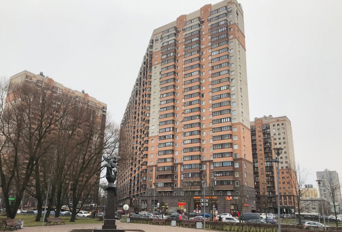 Из Мурманска в Гатчину: где в Санкт-Петербурге и его окрестностях найти ...