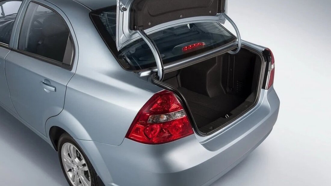 В Россию вернулись недорогие и практичные седаны Chevrolet Nexia ...