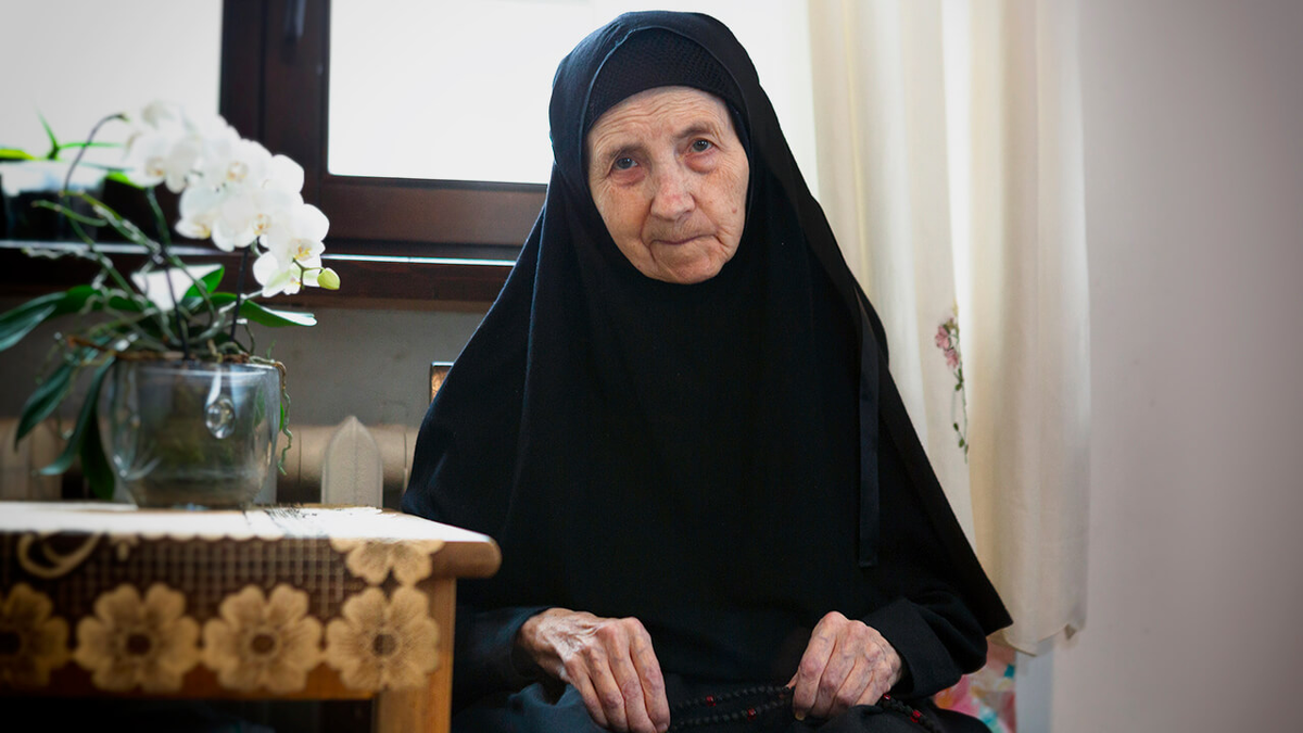 История монахини: «Это любовь, которая тебя согревает...» | Свято ...