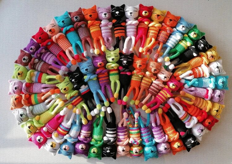 К году Кота: про домики для них; котобалетки; мужчину, который вяжет котов на продажу | Записки ...