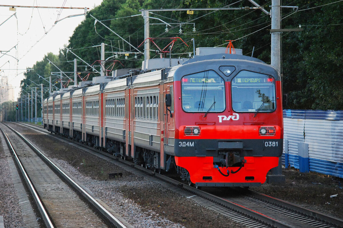 Хитрость пассажиров в электричках, которая ужасно раздражает машинистов ...