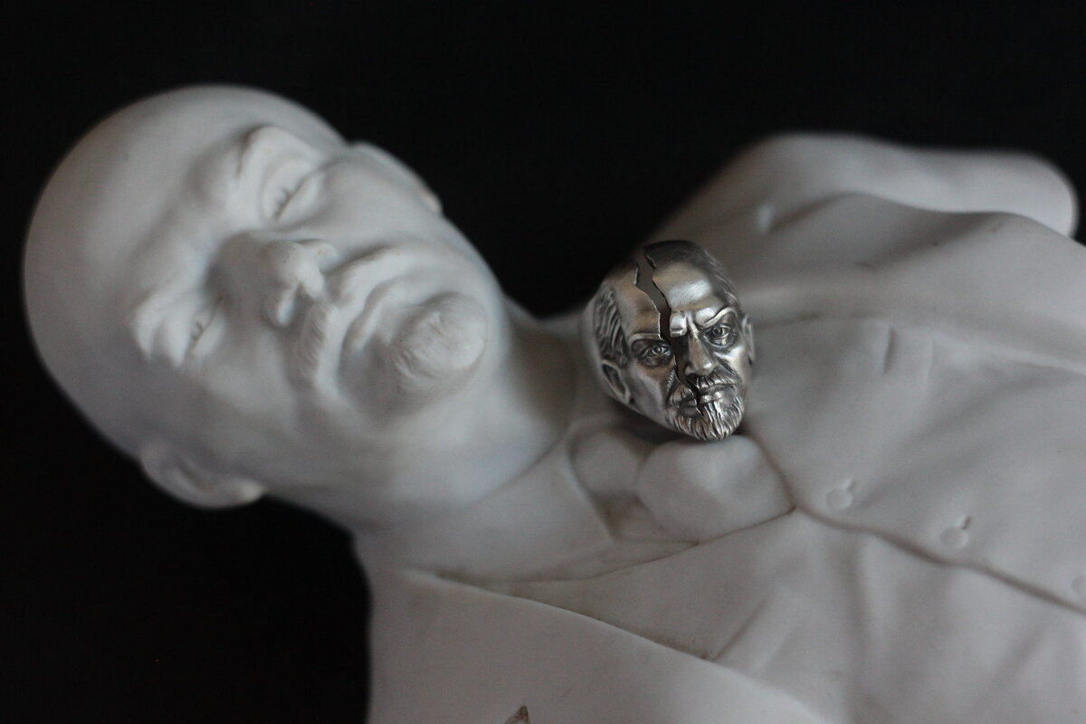 Украшения, которые наденет не каждый от скандальной россиянки Kate Snap ...