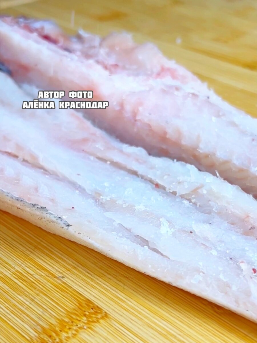 Минтай запечённый в духовке. Получается очень вкусно и сочно. Моим ...