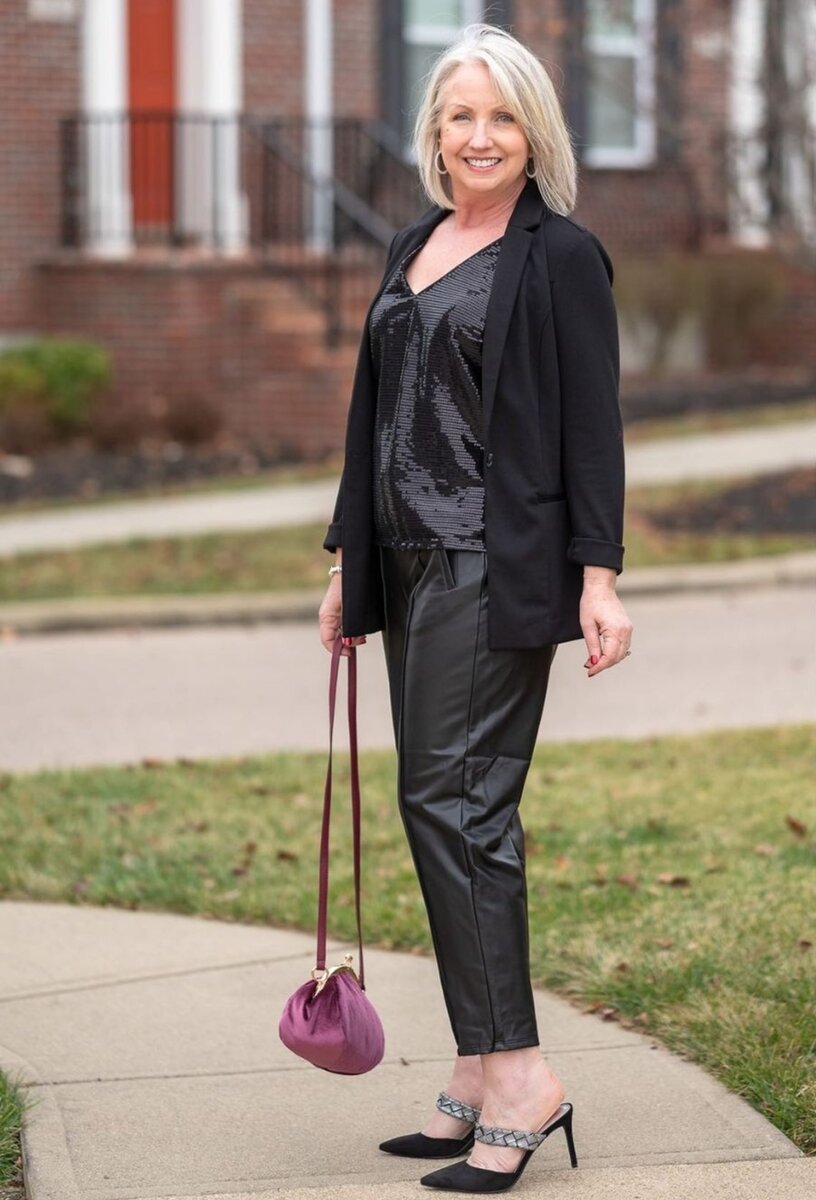 А вы можете ответить, какой пиджак выгодно иметь женщине для стильных ...